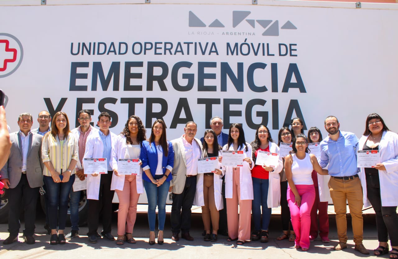 El gobernador Ricardo Quintela anunció aumento en las guardias médicas ...